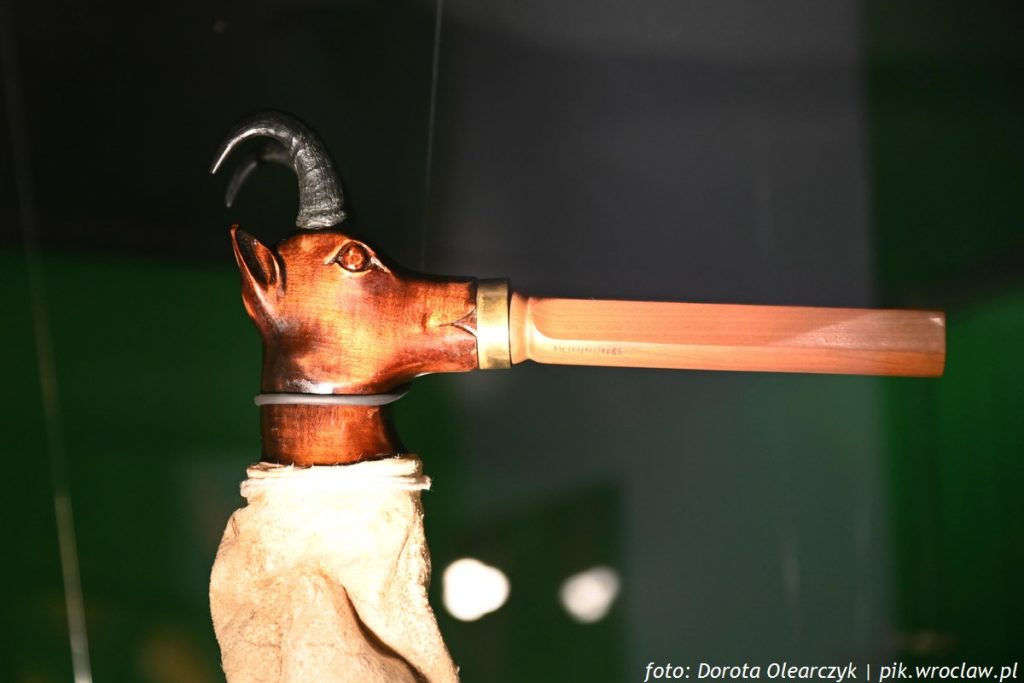 Fujarki, dudy, kołatki, burczybasy, złóbcoki… z Szydłowca | wystawa w ...