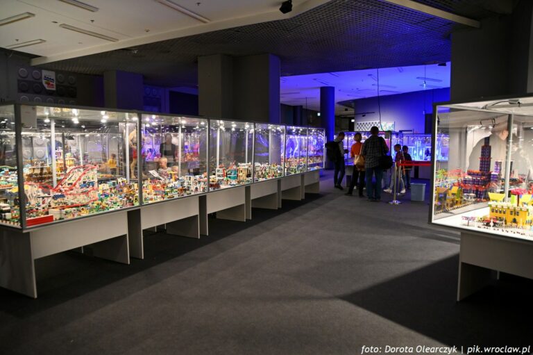 Imponująca wystawa budowli z klocków Lego - PIK.wroclaw.pl